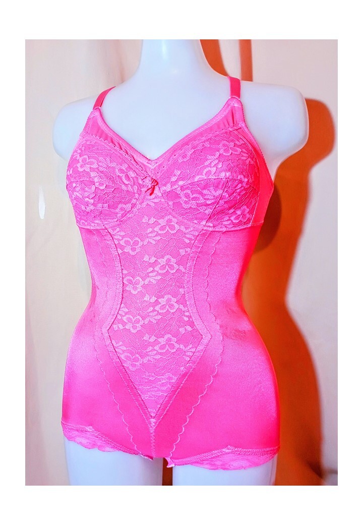 Yahoo!オークション - ワコール B80-L ツルツルすべすべピンク ボディ...