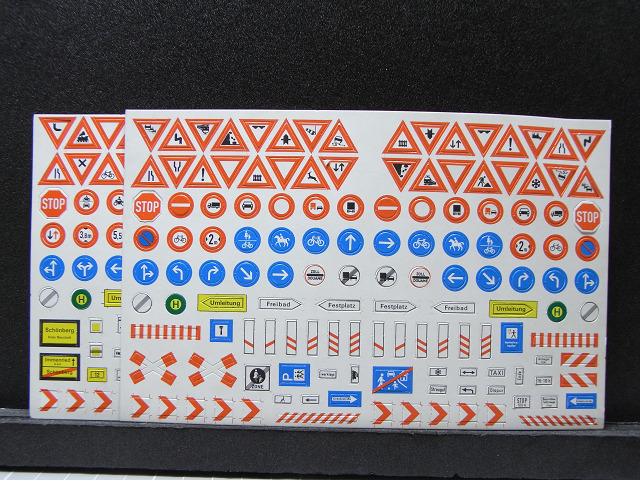 Yahoo!オークション - NOCH / ノッホ HO1/87『道路標識』ジオラマ用パ...