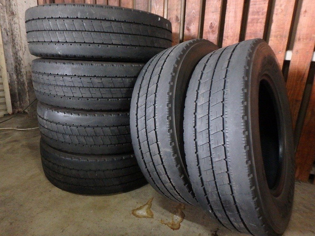 Yahoo!オークション - B922 送料無料【225/70R16 117/115】ブリヂスト...