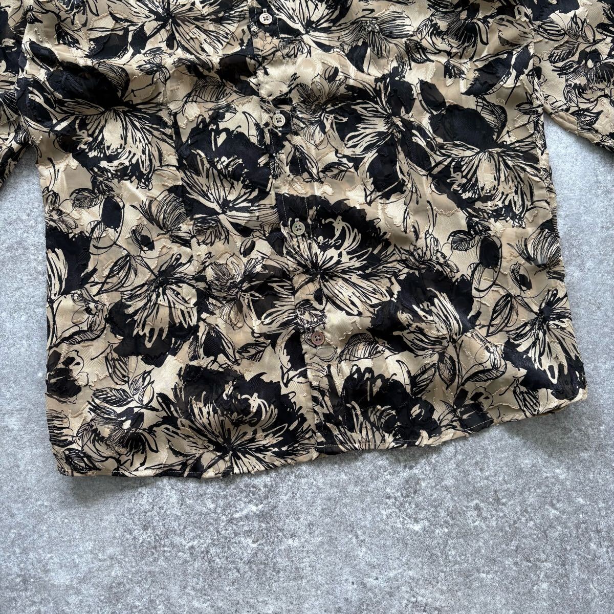 Tornado Mart】トルネードマート 花柄シャツ ボタンダウンシャツ Tornado Mart】トルネードマート 花柄シャツ ボタンダウンシャツ