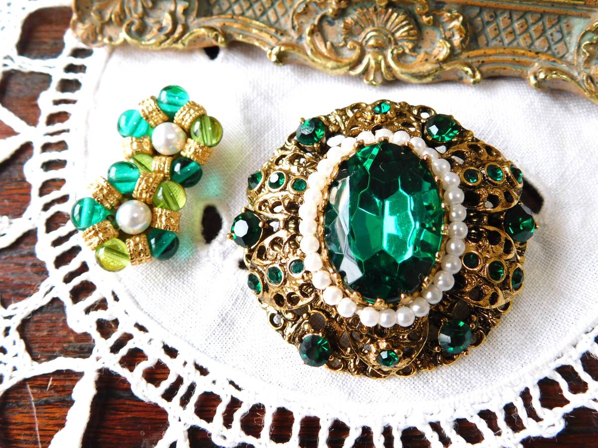 Yahoo!オークション - エメラルドグリーンのヴィンテージブローチ Teas...