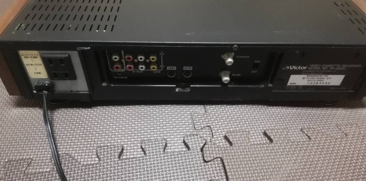 Yahoo!オークション - Victor S-VHSビデオデッキ HR-S8000 ジャンク 送...