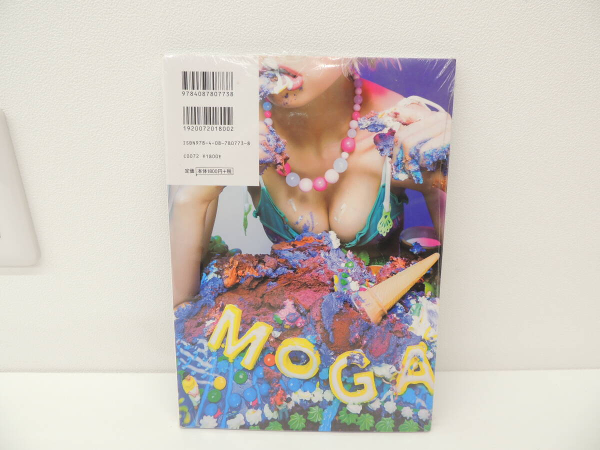 Yahoo!オークション - 1552 書籍祭 最上もが 写真集 MOGA 新品 未開封...