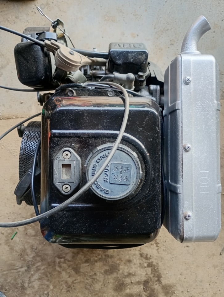 Yahoo!オークション - 送料無料 カワサキ エンジン FE170 5.6馬力 OHV4...