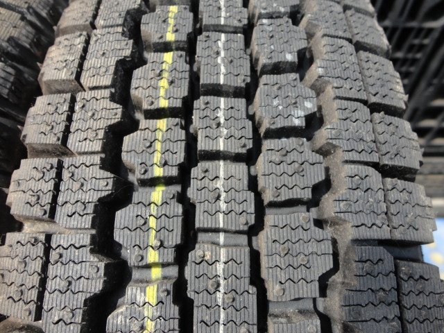 Yahoo!オークション - 8239 新品 ブリヂストン W965 165R14 LT 6PR 4...