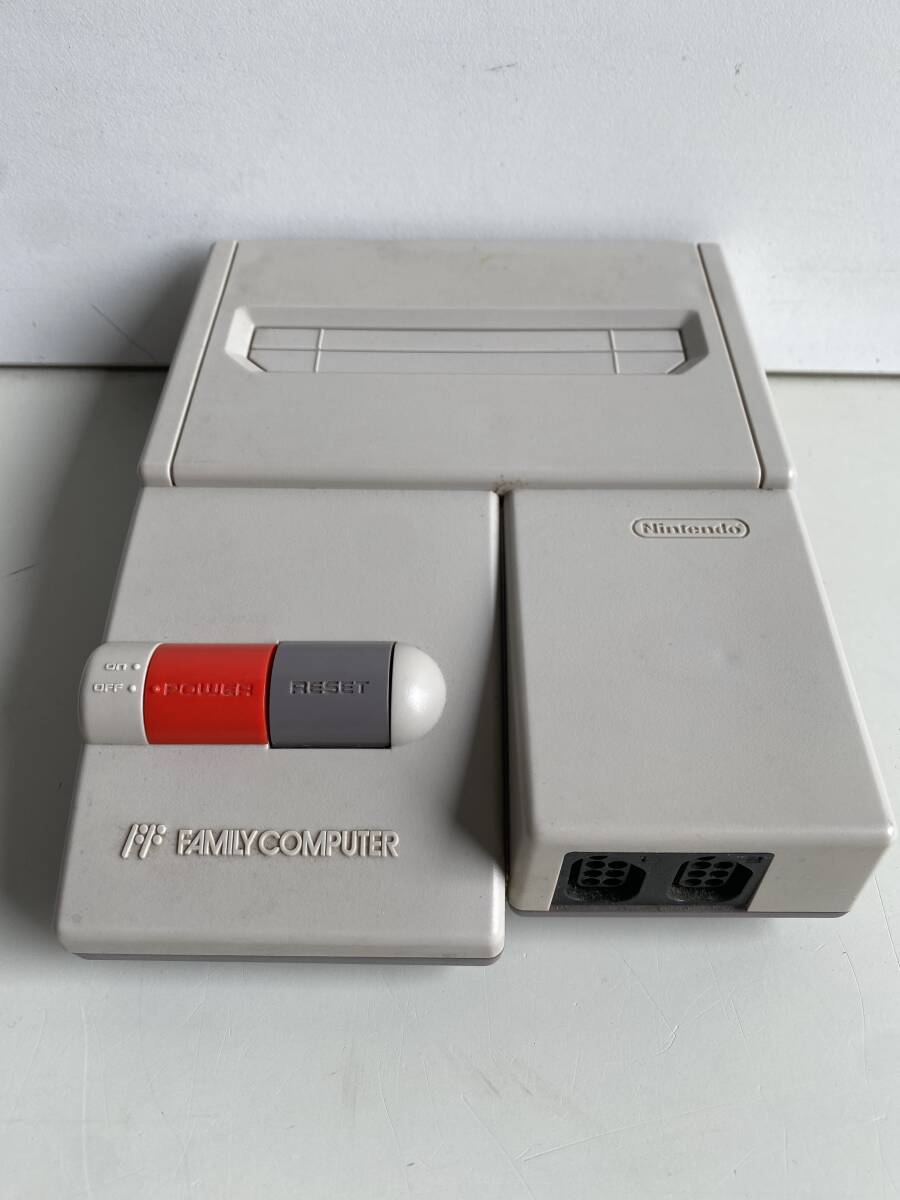 Yahoo!オークション - ④t124 Nintendo 任天堂 ニューファミコン HVC-1...