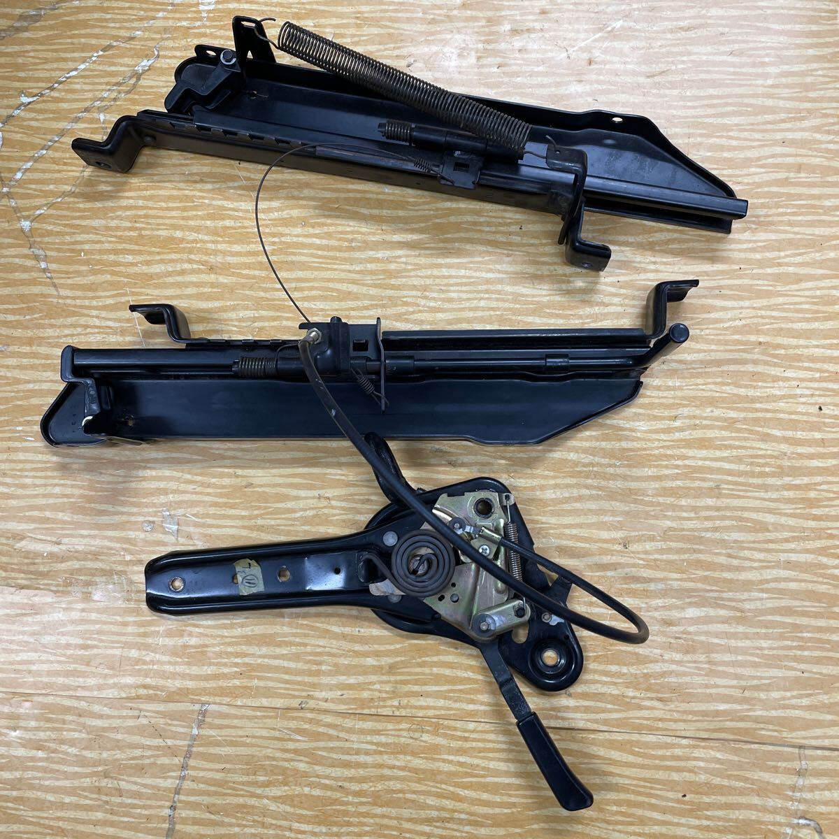 Yahoo!オークション - シートレール 助手席 ジムニー JA11