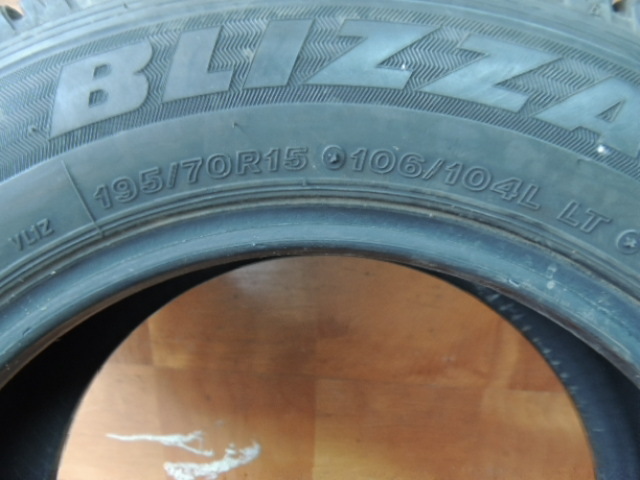 Yahoo!オークション - T190 195/70R15 LT ブリヂストン ブリザック VL1...