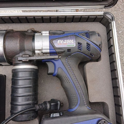 Yahoo!オークション - CACTUS カクタス EV-250L コードレス電動油圧式...