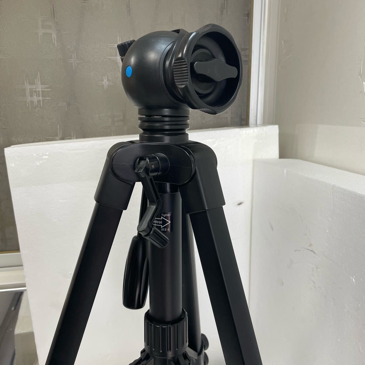 Yahoo!オークション - Velbon EX-647 VIDEO II 三脚 FHD-63D雲台付き ...