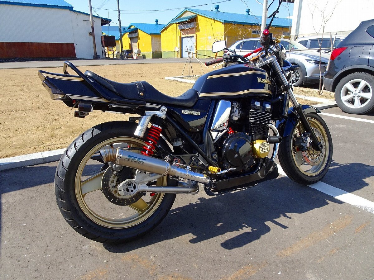 Yahoo!オークション - 現車確認可 ZRX ZRX-Ⅱ仕様 BEET 黒金 ZR400E ロ...