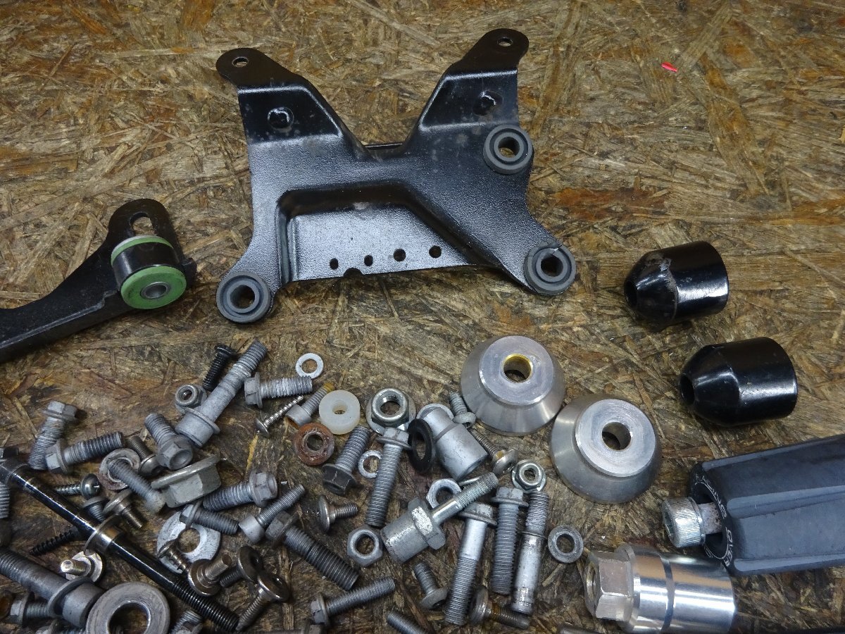 Yahoo!オークション - [G97]アプリリア シバー750 SHIVER ボルト/ステ...