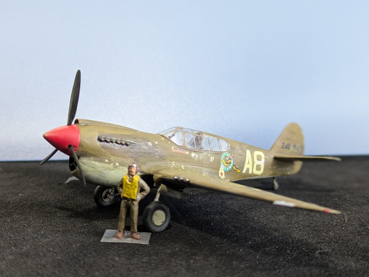 Yahoo!オークション - プラモデル完成品 カーチスウォーホークP40 1/72...