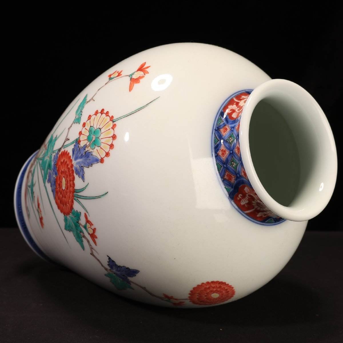 珍品堂】1円から C034 人間国宝 柿右衛門 錦花鳥文絵 壺 花瓶 共 珍品堂】1円から C034 人間国宝 柿右衛門 錦花鳥文絵 壺 花瓶 共