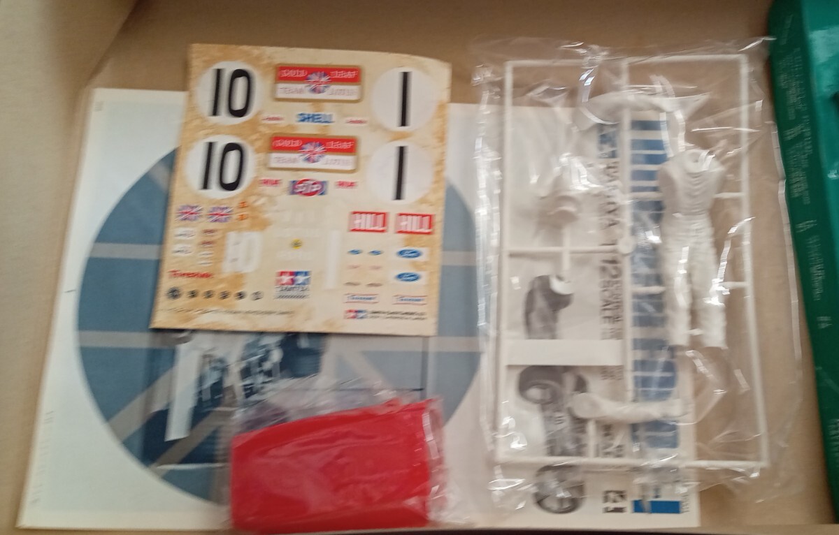 Yahoo!オークション - タミヤ 1/12 ゴールドリーフロータス 49B デカー...