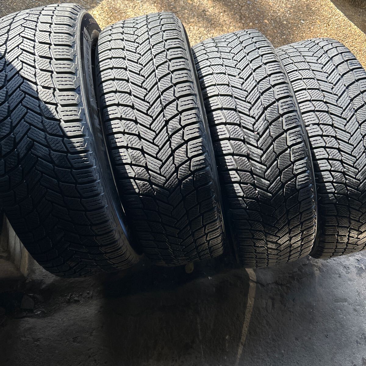 Yahoo!オークション - ミシュラン 235/60R18 4本セット 20年式