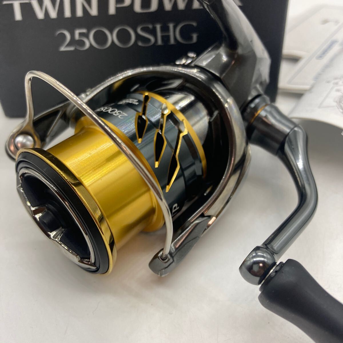 Yahoo!オークション - シマノ 20ツインパワー2500SHG 中古極上品・送料...