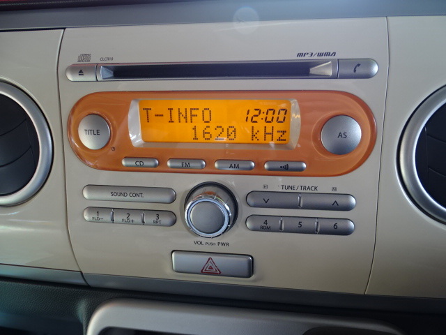 Yahoo!オークション - 作動品 スズキ アルトラパン HE22S 純正CDデッ...