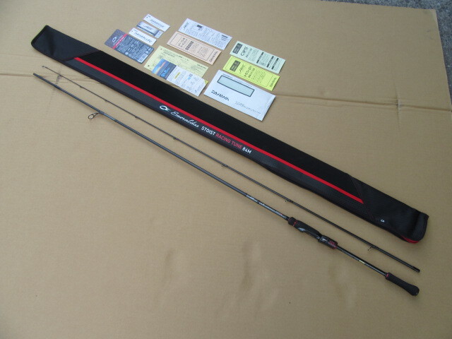 Yahoo!オークション - ダイワ エメラルダス ストイスト RT 84M 美品(レ...