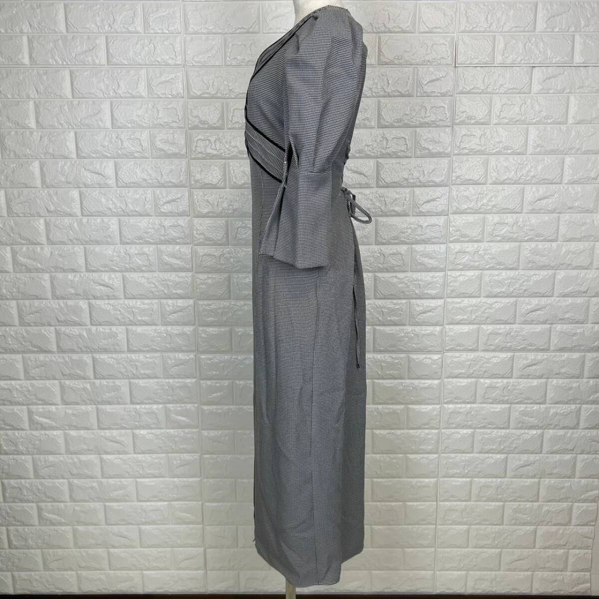 Yahoo!オークション - 【A3001】LILY BROWN リリーブラウン ワンピース...