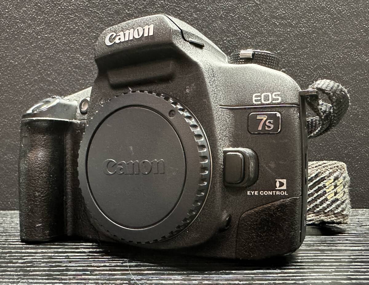 Yahoo!オークション - Canon EOS 7s EYE CONTROL ブラック ボディのみ ...