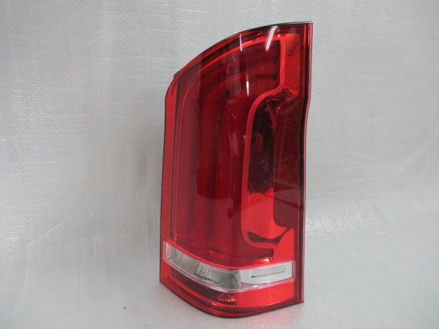 Yahoo!オークション - 即決 ベンツ/A447/Vクラス/純正品/右LEDテール...