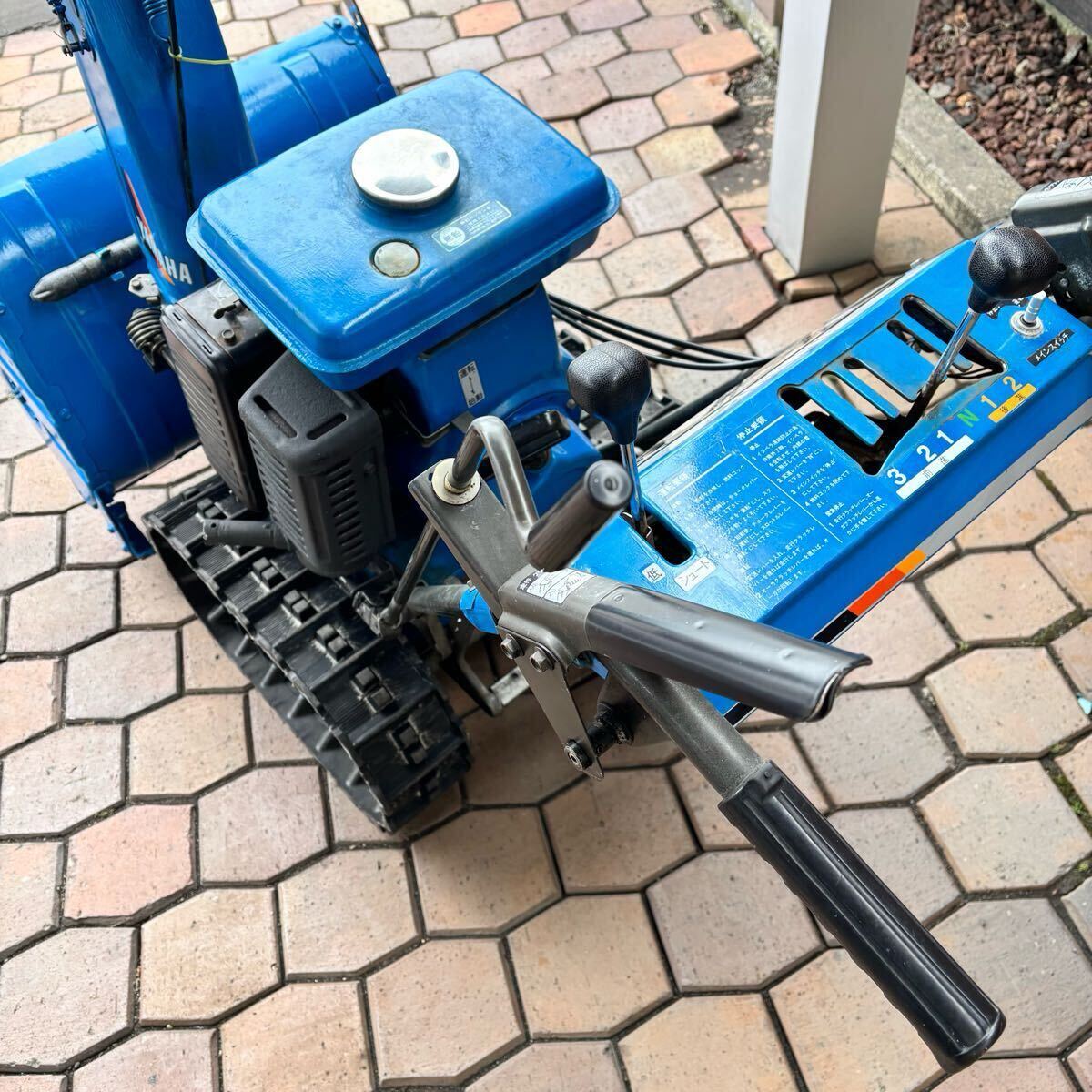 Yahoo!オークション - 絶好調即戦力 YSM560 5馬力 ヤマハ 除雪機