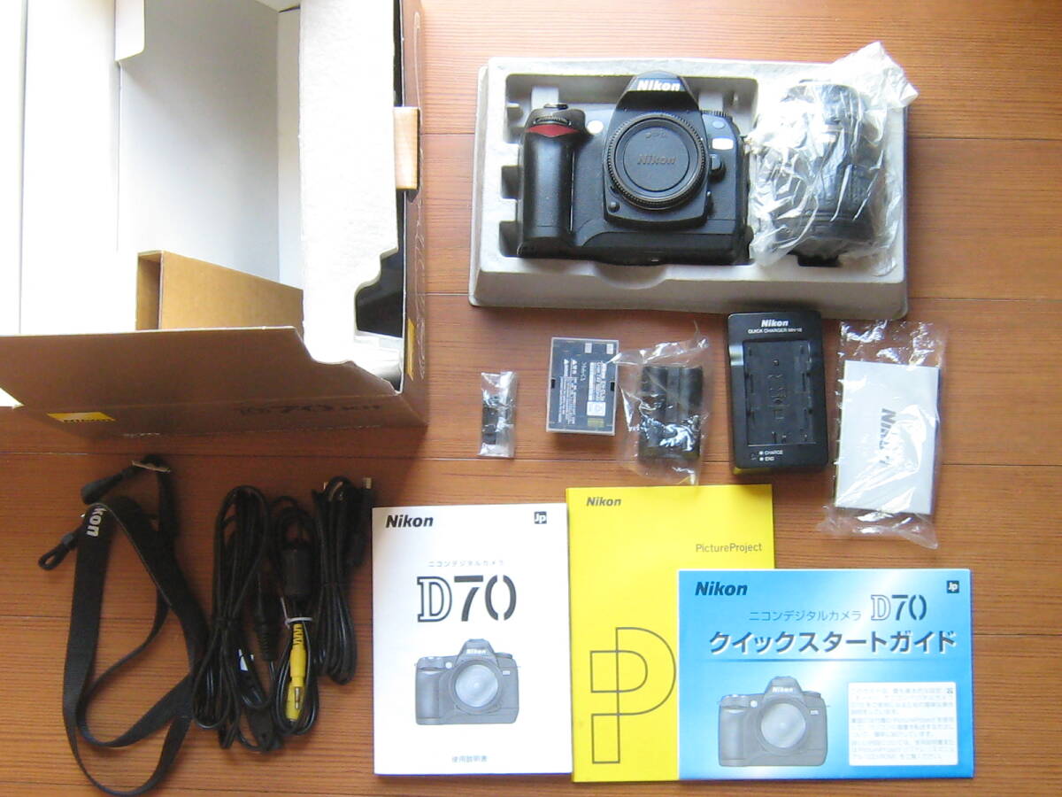Yahoo!オークション - Nikon D70 Kit