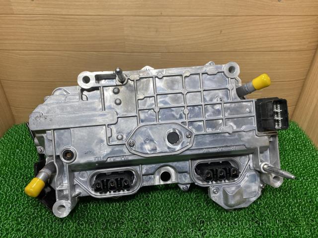 Yahoo!オークション - インサイト 6AA-ZE4 HV・EV・FCVインバーター NH...