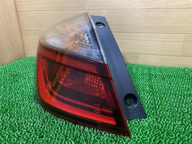 Yahoo!オークション - インサイト 6AA-ZE4 左テールランプ NH883P 220-...