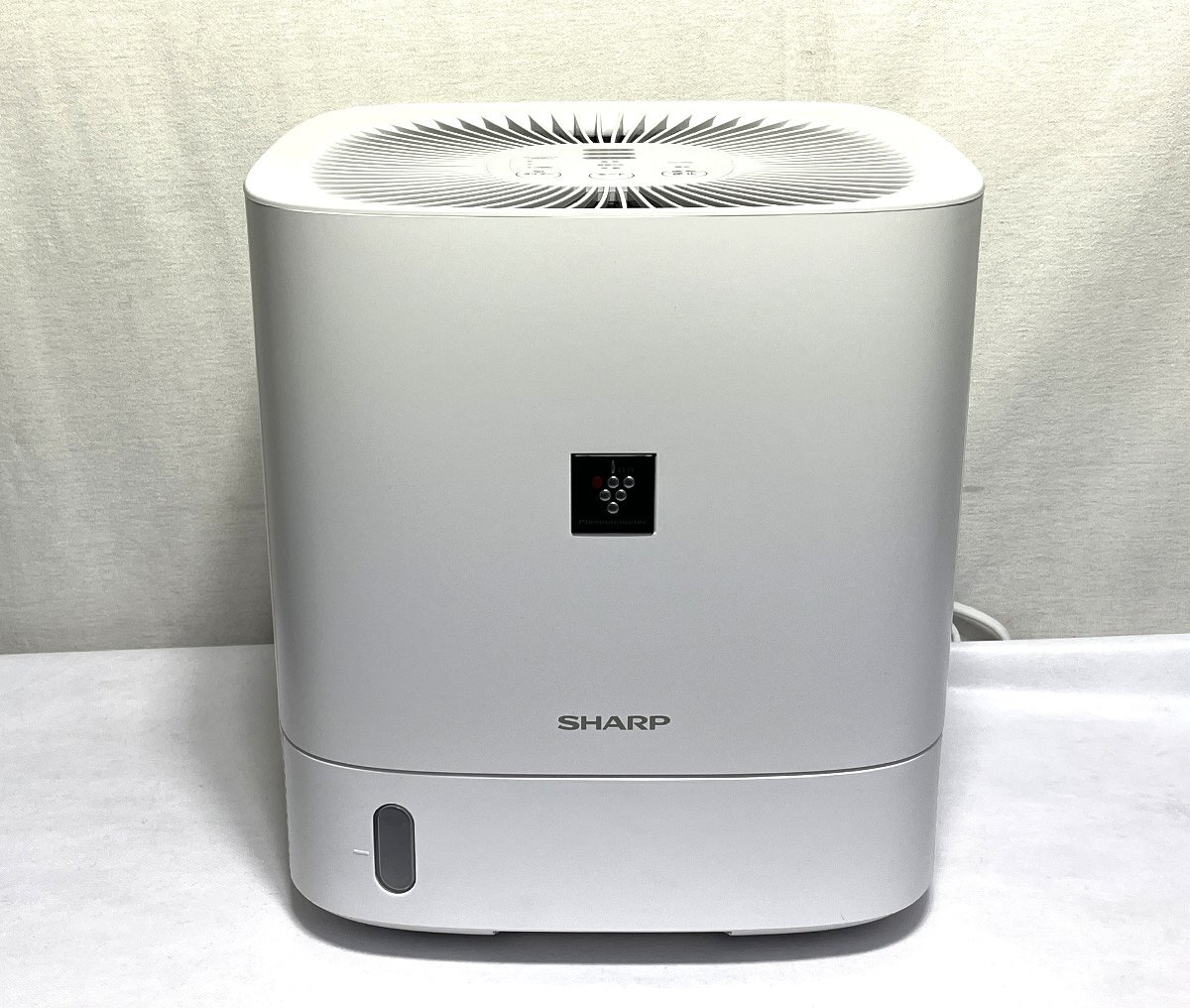 Yahoo!オークション - SHARP シャープ 衣類乾燥除湿機 CV-R60-W ホワ...