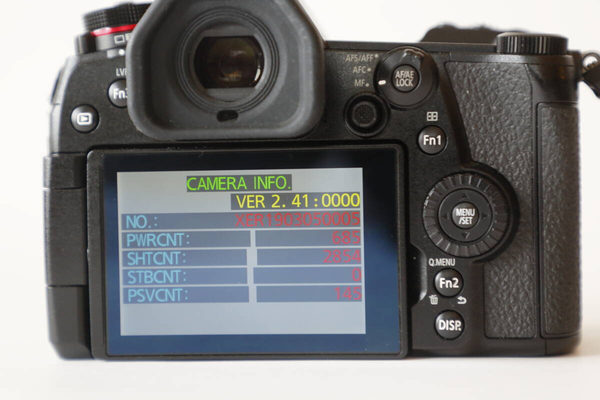 Yahoo!オークション - LUMIX G9pro シャッター回数2854 説明必読 ルミ...