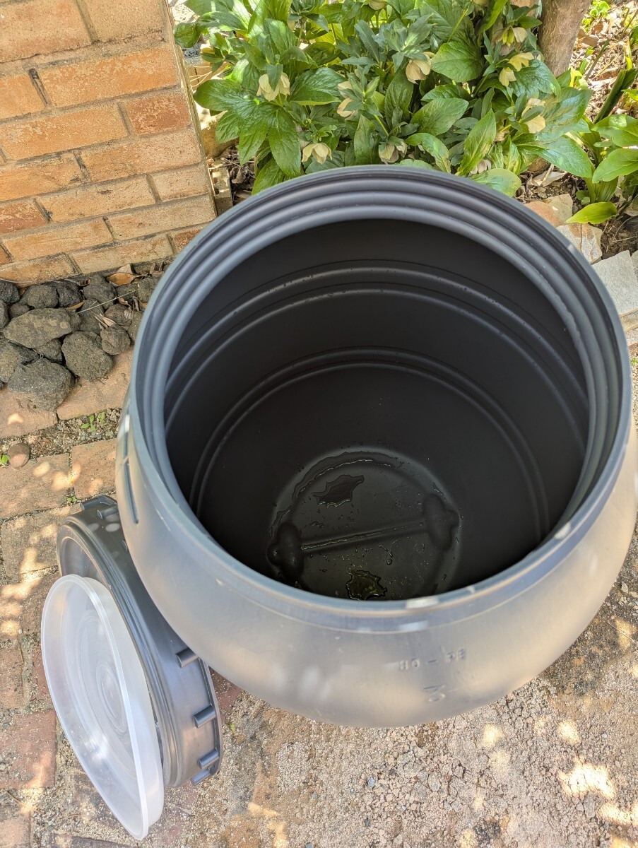 Yahoo!オークション - 雨水タンク130Lグレイ