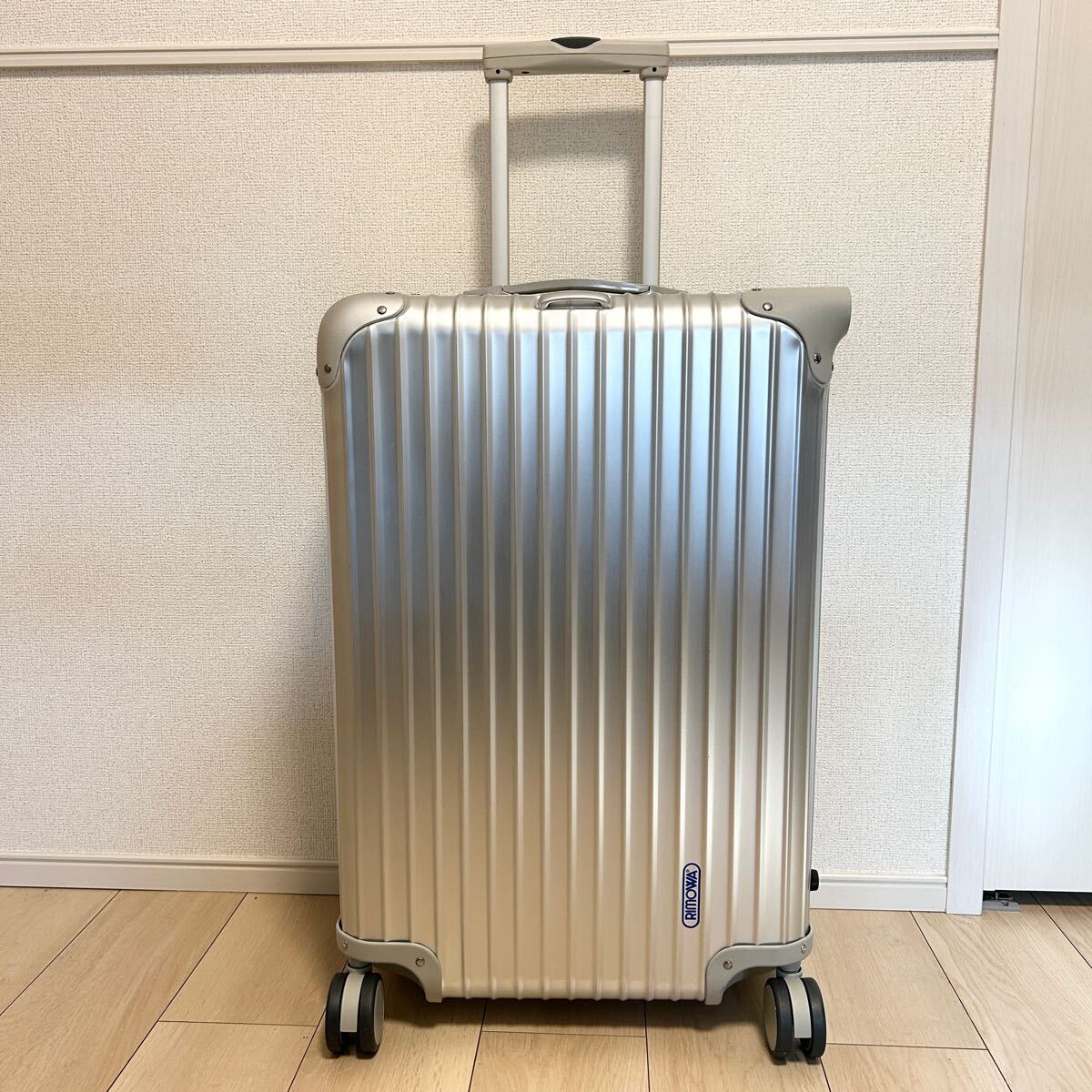 Yahoo!オークション - 美品 RIMOWA リモワ キャリーケース トパーズ 4...