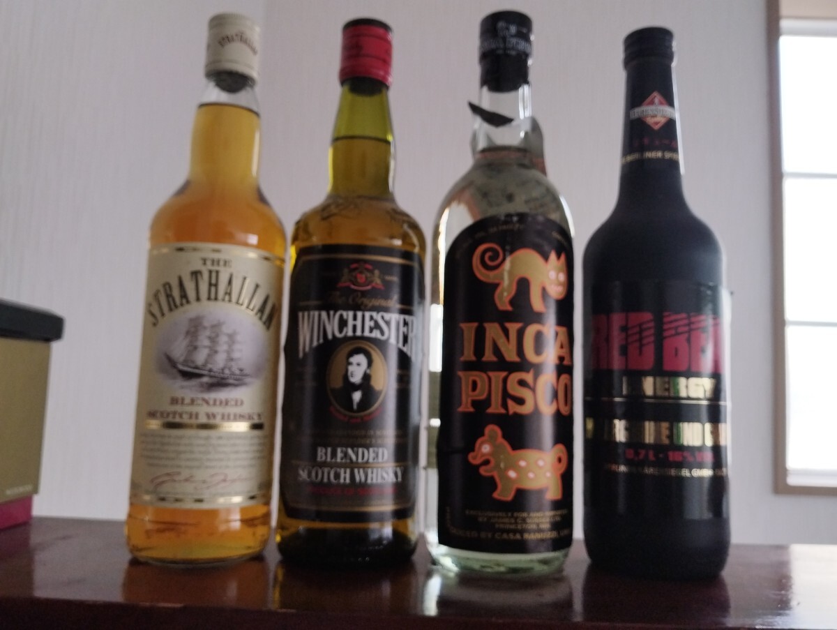 Yahoo!オークション - お酒 色々 4本 ストラスアラン ピスコ レッドベ...