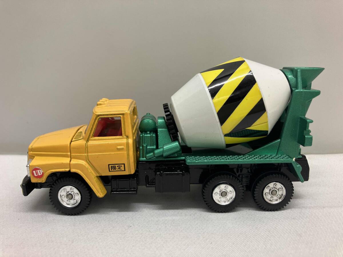 Yahoo!オークション - トミカダンディ ニッサンディーゼル ミキサート...