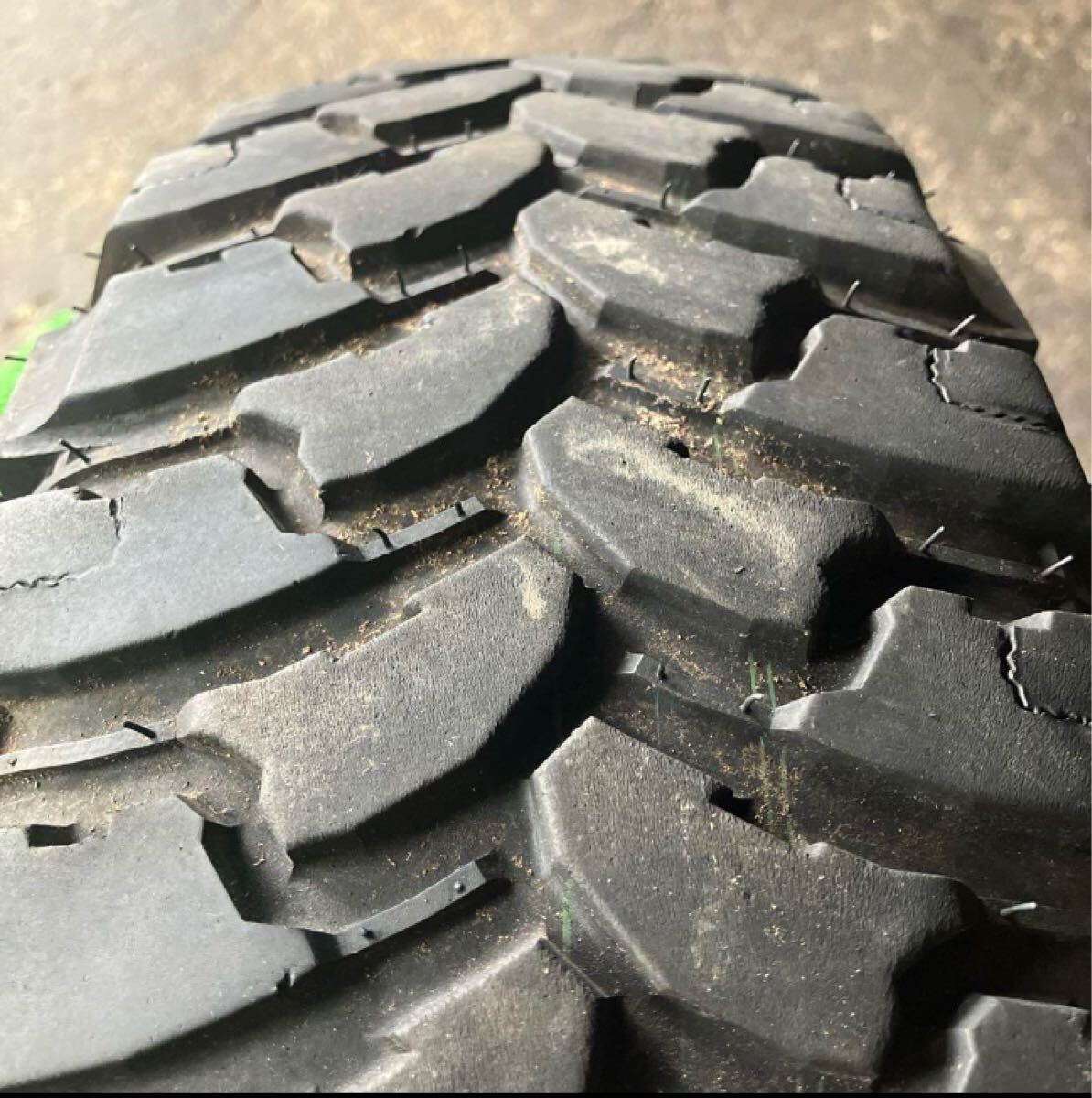 Yahoo!オークション - JB23 64ジムニーに 185 85 16LT 2020年製 マッド...