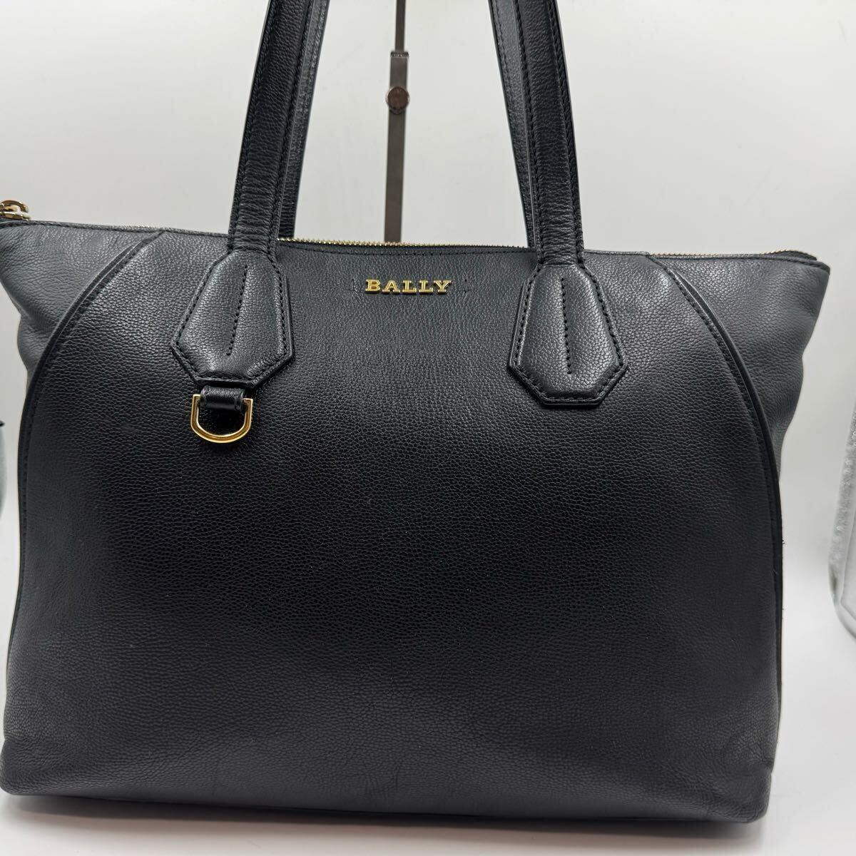 Yahoo!オークション - 美品/A4 BALLY バリー トートバッグ レザー シ...