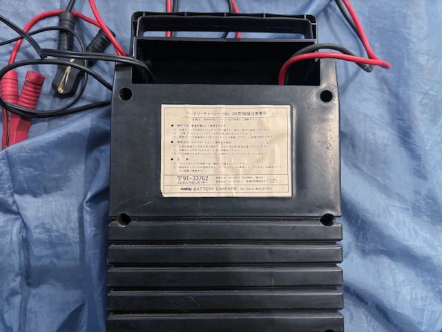 Yahoo!オークション - 12V バッテリーチャージャー Daisy SL-35 動作品...