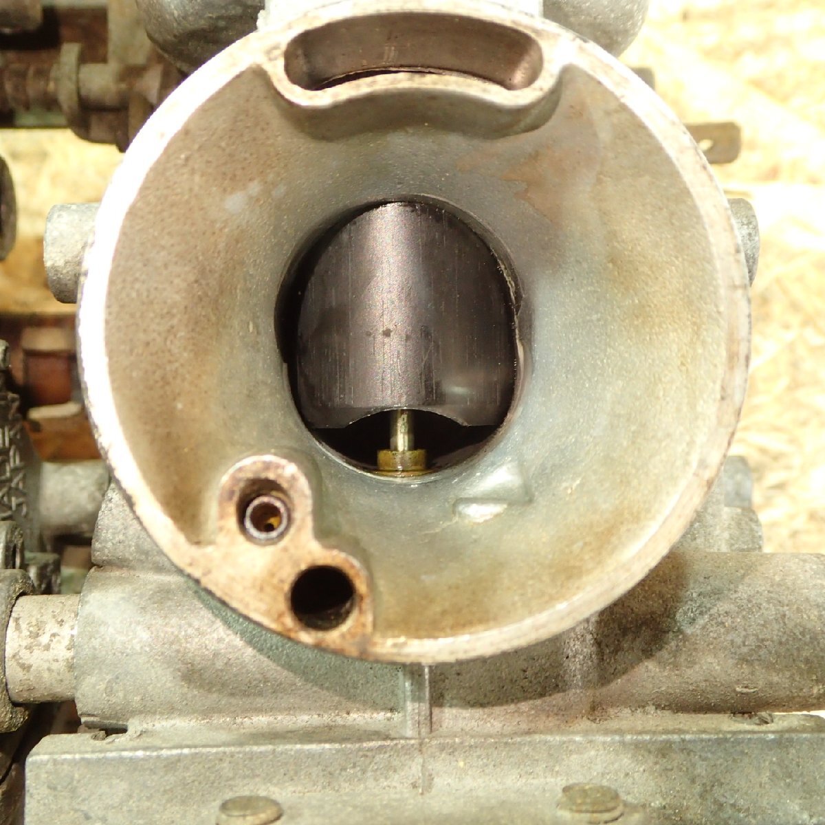 Yahoo!オークション - 【送料Sサイズ】YAMAHA 4DN-025 SRV250 キャブレ...