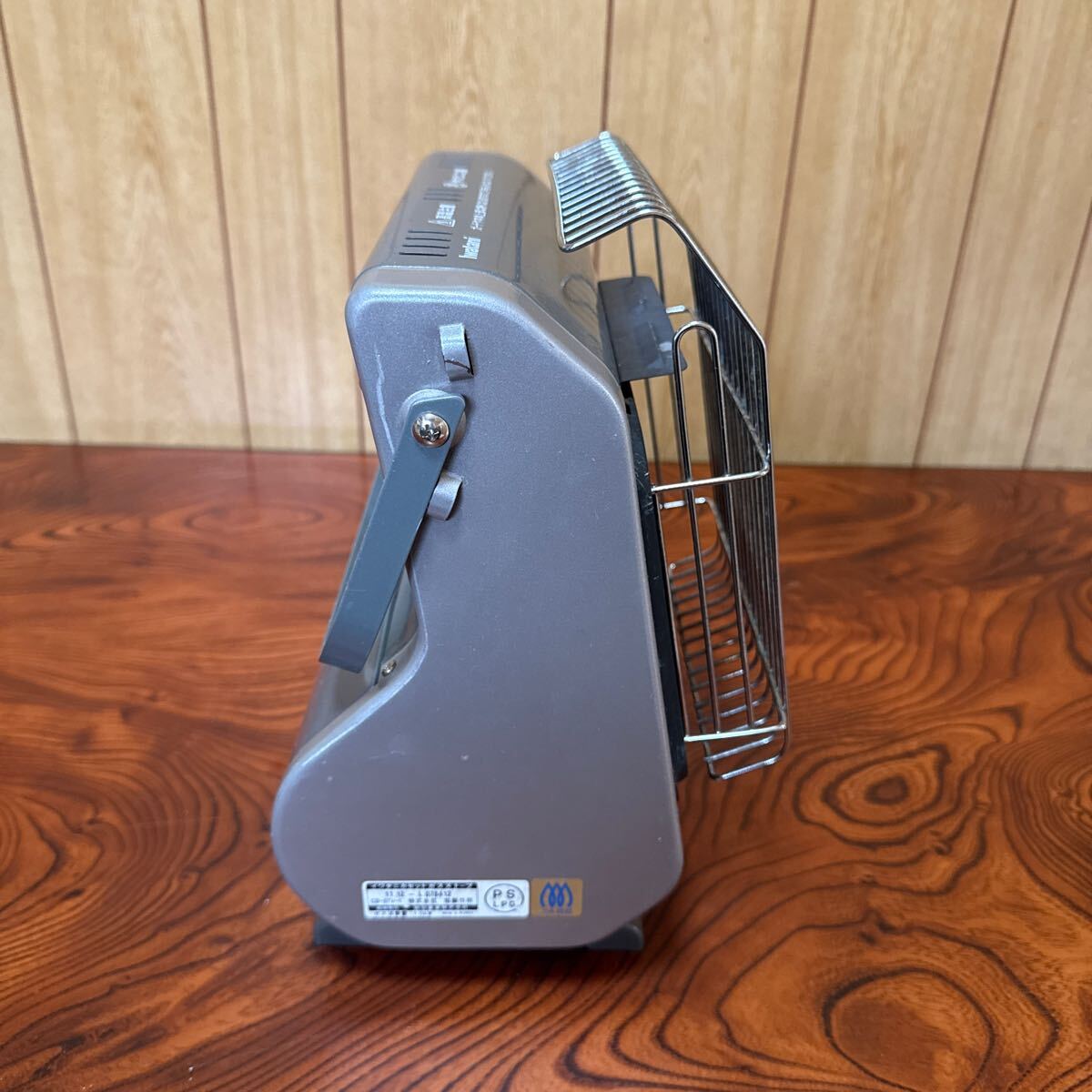 Yahoo!オークション - イワタニ カセットガスストーブ CB-STV-1 動作品