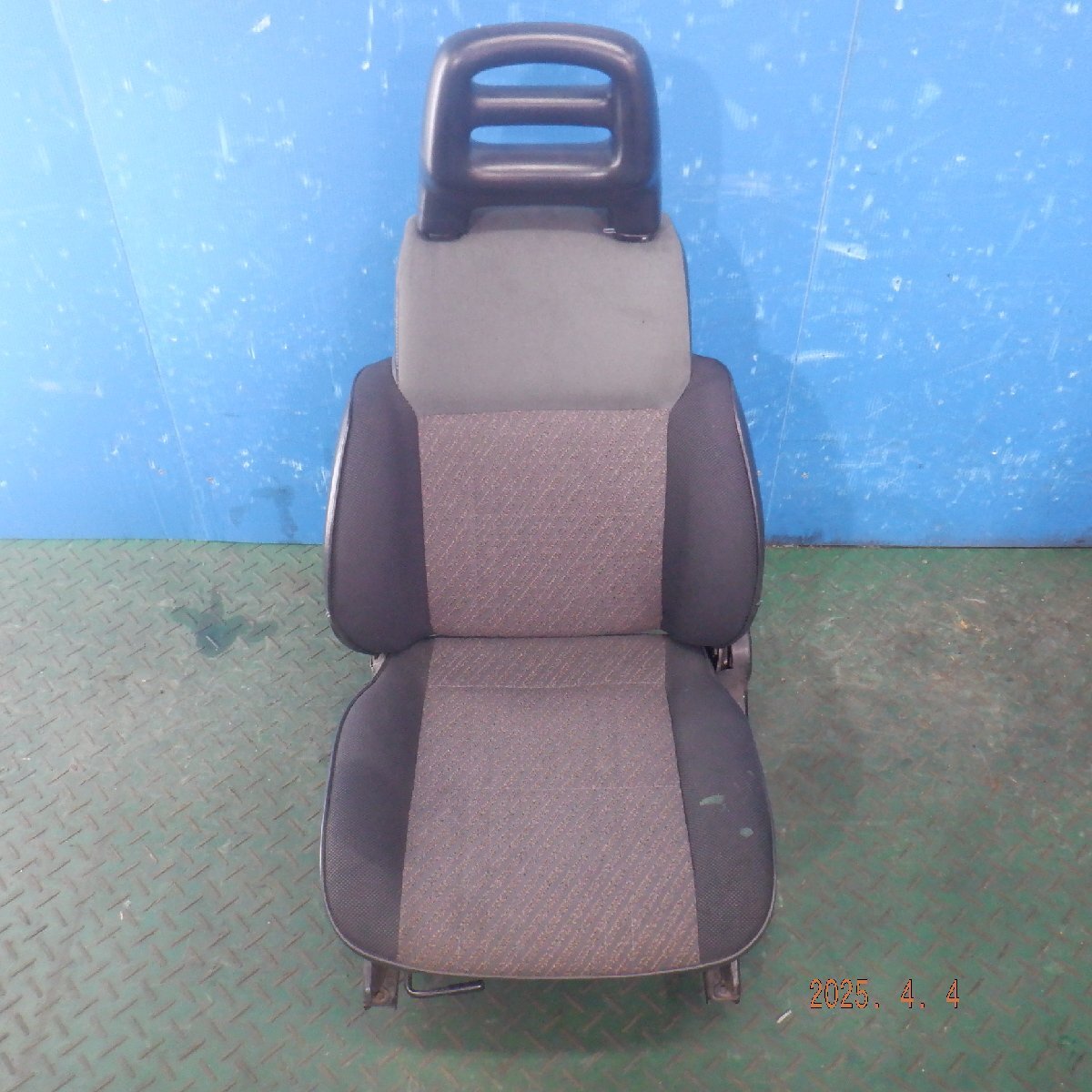 Yahoo!オークション - ジムニー/バンHC V-JA11V 純正 アシスタントシ...