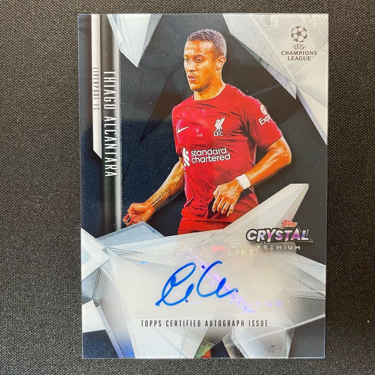 2022-23 Topps Crystal Premium UEFA Thiago Alcantara Auto 2022-23 Topps Crystal Premium UEFA Thiago Alcantara Auto