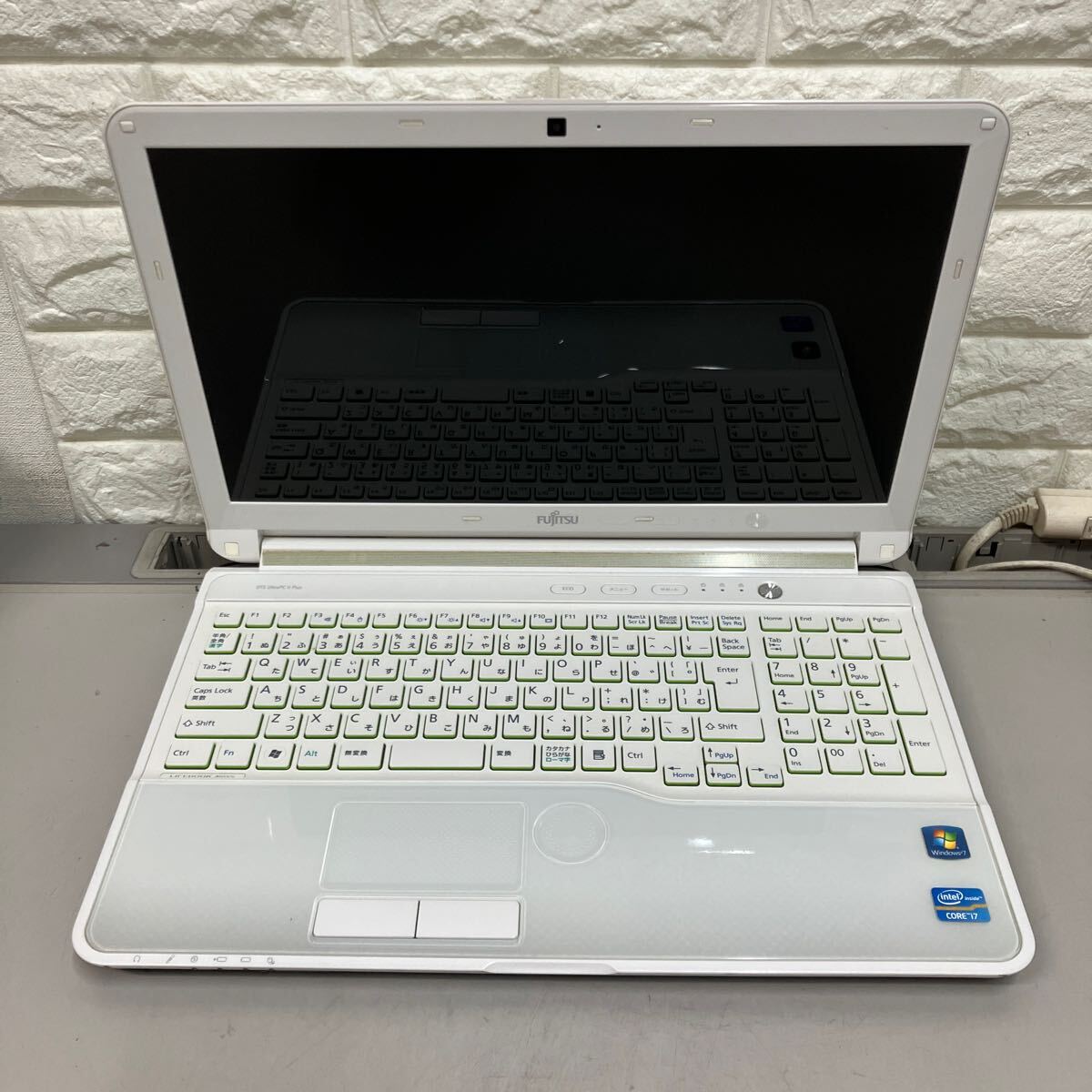 Yahoo!オークション - Y136 富士通 LIFEBOOK AH55/G FMVA55GWF Core i7...