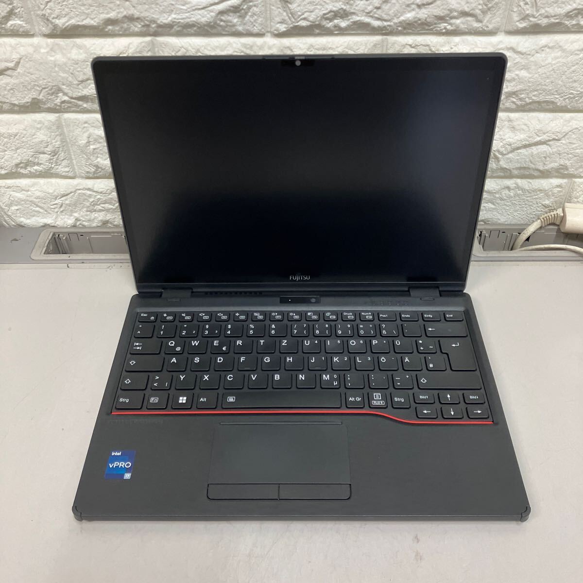 Yahoo!オークション - B111 富士通 LIFEBOOK U5313X 5X13A4 Core i7 13...