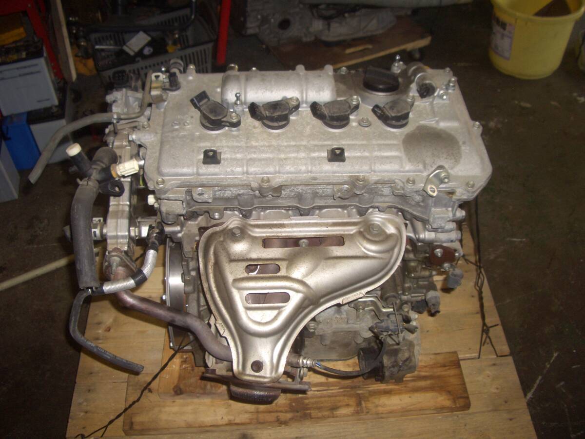 Yahoo!オークション - ZVW30 プリウス S 純正 エンジン 本体 85000K【K...