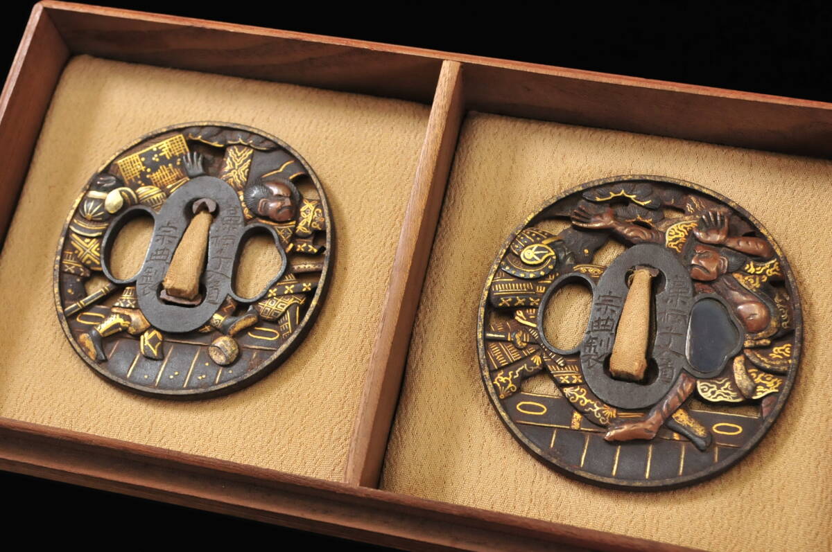 Yahoo!オークション - 【鍔】 銘 藻柄子入道 宗典 鉄地武将戦乱盛象嵌...