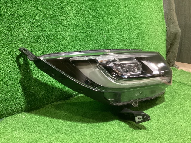 Yahoo!オークション - フリード DAA-GB7 右ヘッドランプASSY HV/G ~R1/...