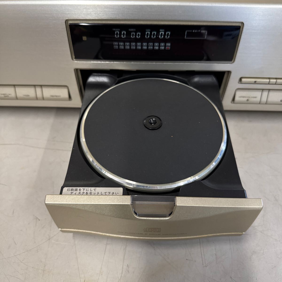 Yahoo!オークション - Pioneer パイオニア CDプレーヤー PD-T04