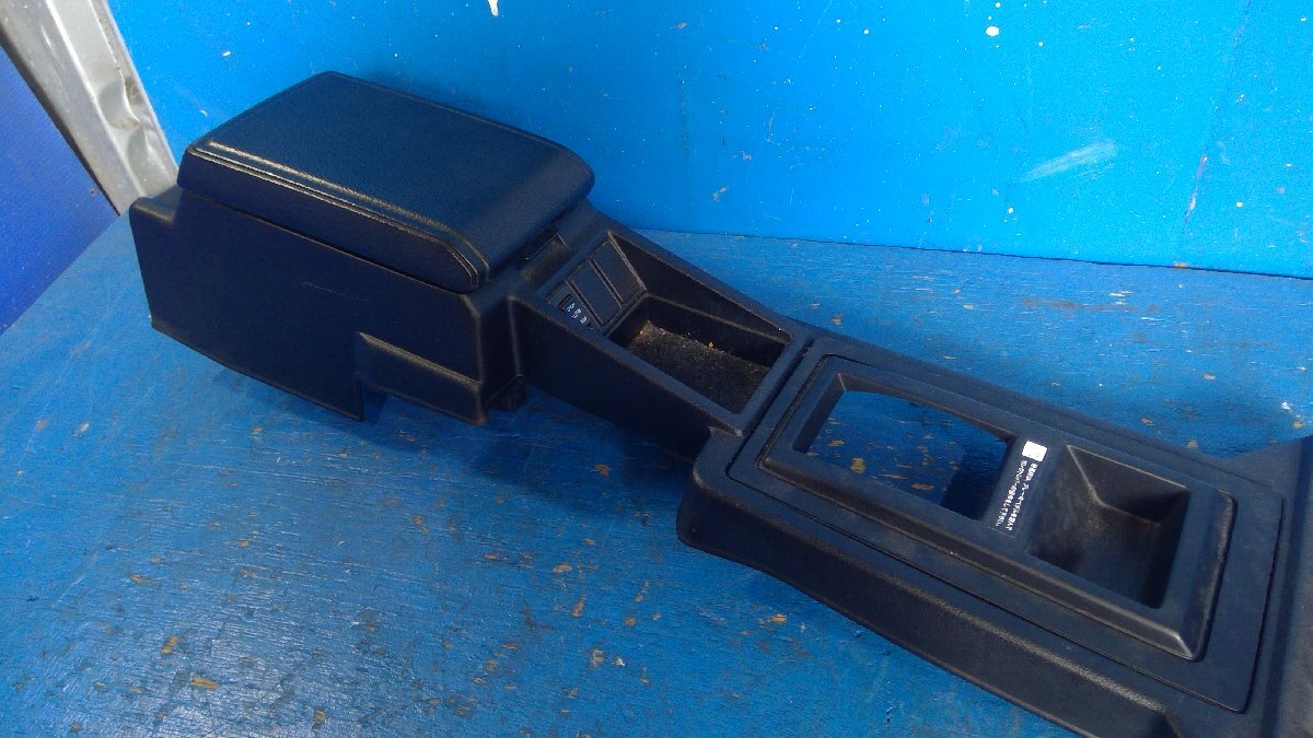 Yahoo!オークション - (S) 日産 スカイライン HR31 R31 GT 純正 センタ...